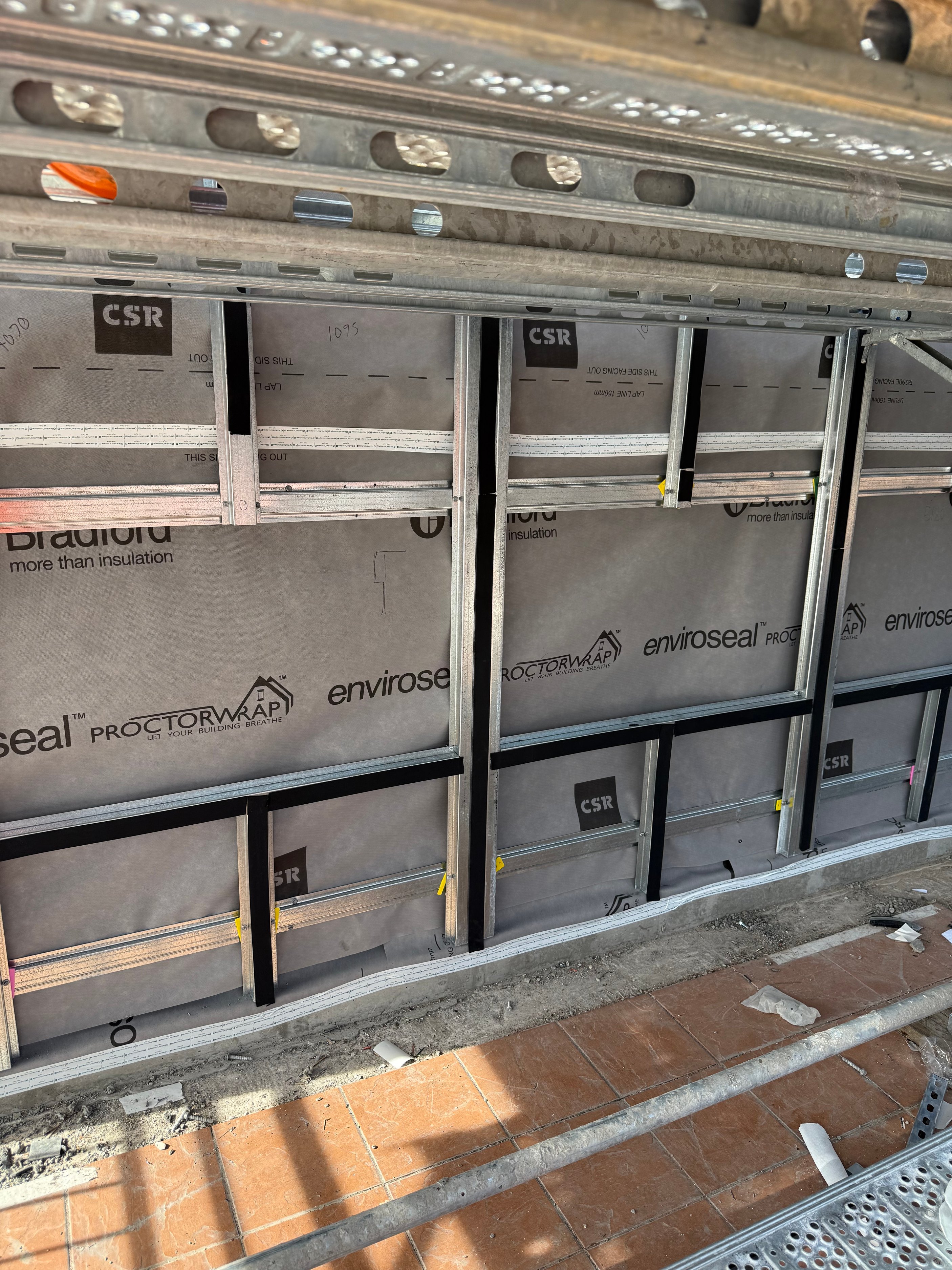 Sarking, Insulation & Vapour Barriers | ACT & NSW | Seven Façade
